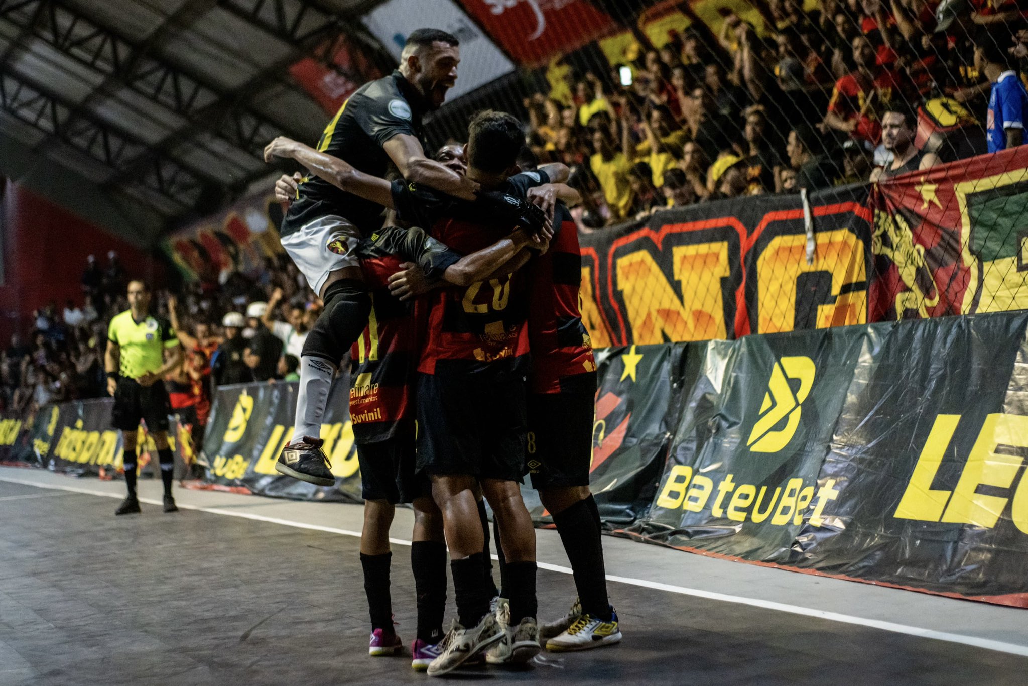 Futsal: Leão goleia por 7x1 e conquista segundo título em menos de um ...